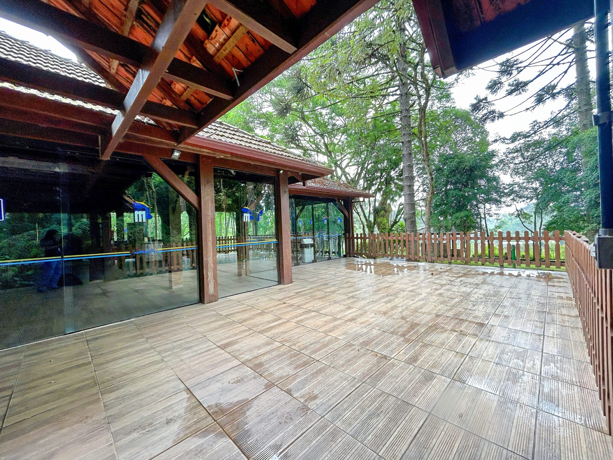 Novos Vidros Na Casa Do Colono – Santa Monica Clube de Campo